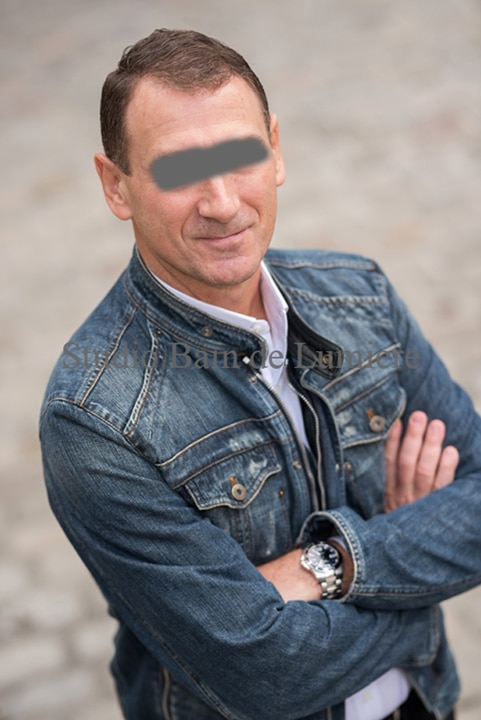 Photographe Tinder Meetic en Ile de France- Studio Bain de Lumière